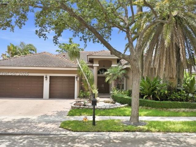 3725 Oak Ridge Ln, Weston, FL 33331