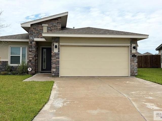 3725 Fugaz Dr, Harlingen, TX 78550