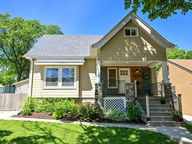 3725 S 5th Pl, Milwaukee, WI 53207