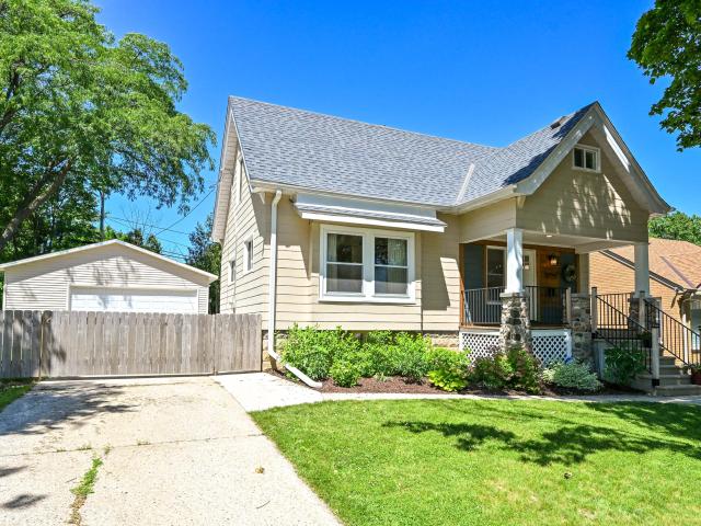 3725 S 5th Pl