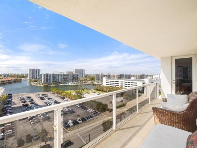 3725 S Ocean Dr #1124, Hollywood, FL 33019