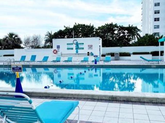 3725 S Ocean Dr #811 Hollywood, FL 33019