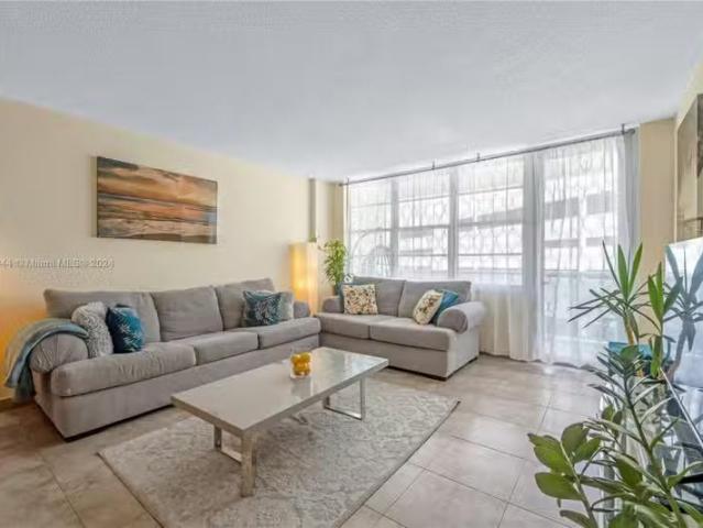 3725 S OCEAN DR APT 1015, HOLLYWOOD, FL 33019 Condo/Townhome F.