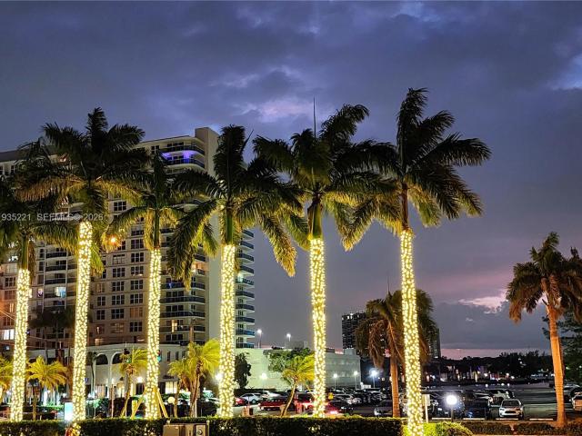 3725 S Ocean Dr, Unit 425, Hollywood, FL 33019 | MLS #A11935