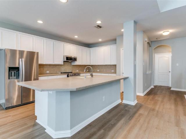 3725 Vienna St, Irving, TX 75038 | MLS #21225 | Compass