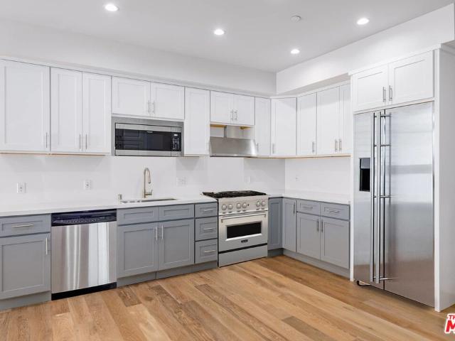 3726 Kelton Ave, Unit 101, Los Angeles, CA 90034 | MLS #26829 | Compass