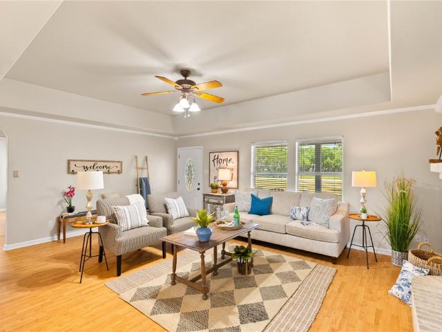 3726 Lynda Lee Drive