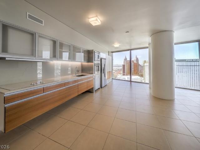 3726 Las Vegas Boulevard 2306