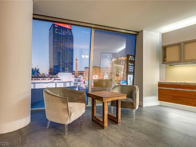 3726 Las Vegas Boulevard 902