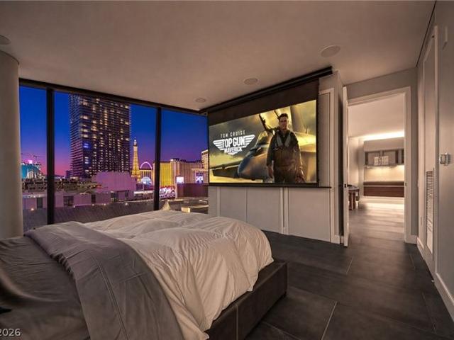 3726 Las Vegas Blvd S Unit 902, Las Vegas, NV 89158