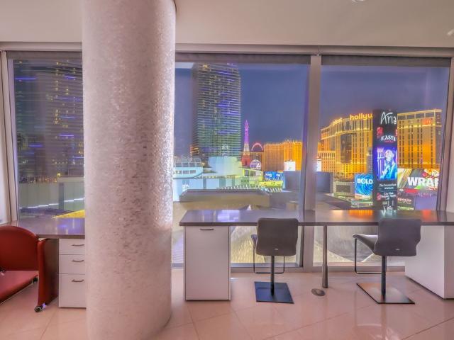 3726 S Las Vegas Blvd #1002, Las Vegas, US, NV