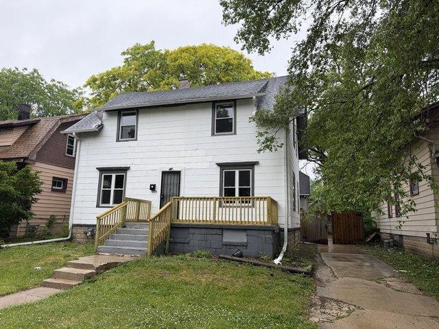 3726 W Fairmount Ave, Milwaukee, WI 53209