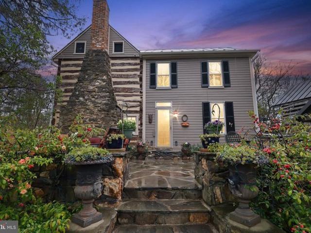 37275 Charles Town Pike, Hillsboro, VA 20132