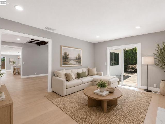 3727 Northridge Dr