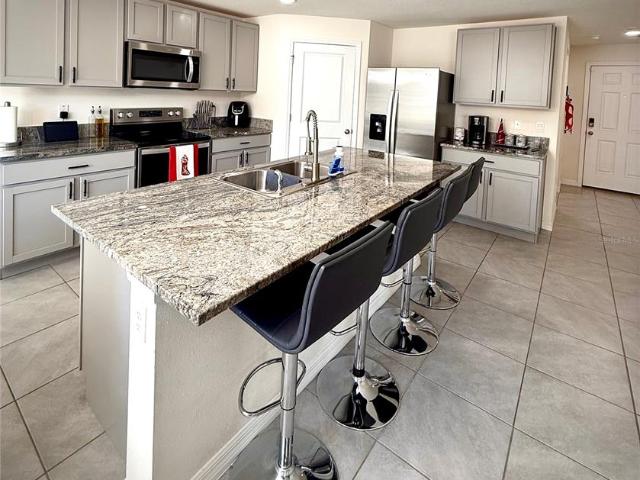 3727 Capri Coast Dr, Plant City, FL 33565 | MLS #O6360