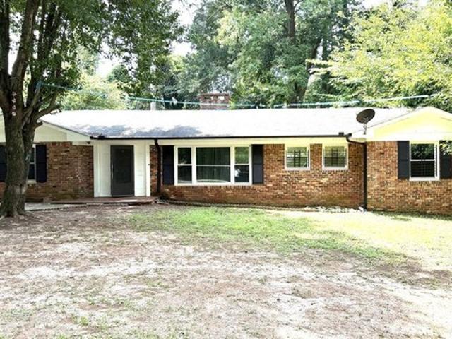 3727 Dial Dr, Stone Mountain, GA 30083