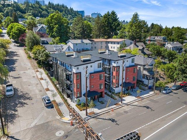 3727 S Hood Ave, Portland, OR 97239