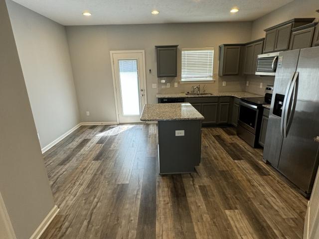 3727 Selina Dr