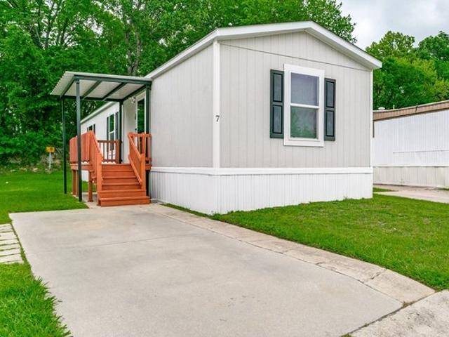 3728 Marina Dr Trlr 7, Lake Worth, TX 76135