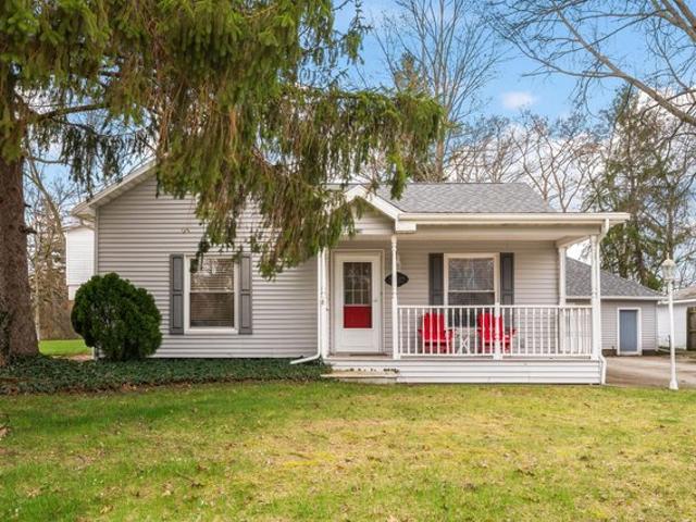 3728 Lake St, Bridgman, MI 49106