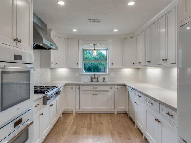 3728 Princess Lane