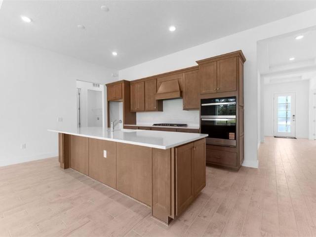 37297 Arkansas Ln, Zephyrhills, FL 33540 | MLS #TB8475 | Compass