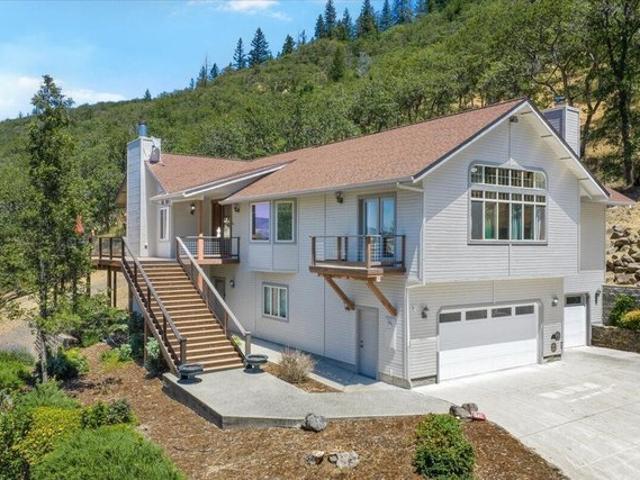 3729 Old Highway 99 S, Ashland, OR 97520