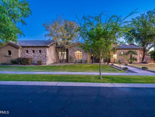 3729 E Kenwood St, Mesa, AZ 85215