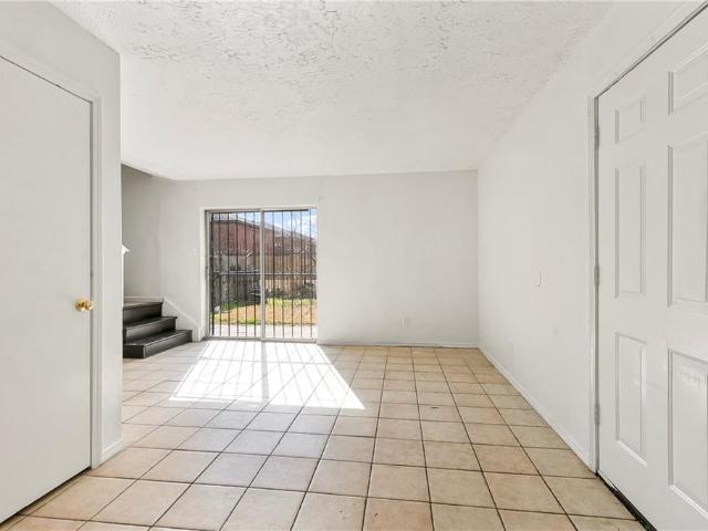 3729 Long Leaf Lane # C
