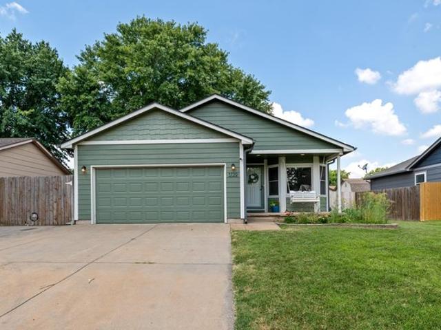 3729 S Arapaho St, Wichita, KS 67215