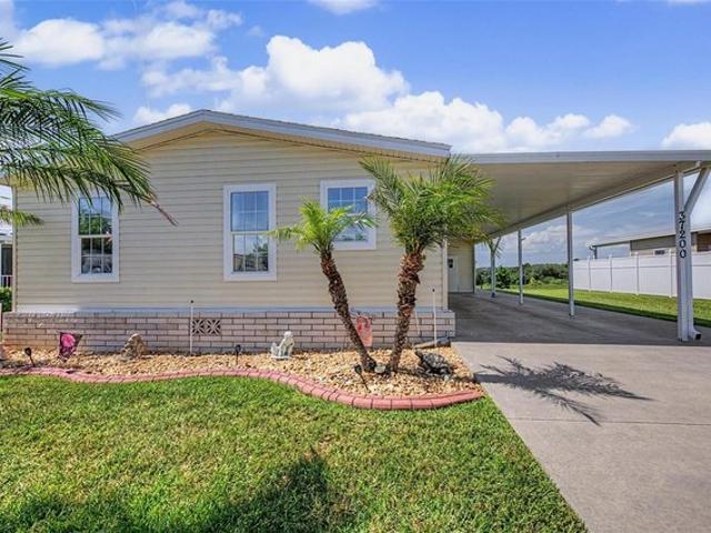 37200 Neukom Ave, Zephyrhills, FL 33541