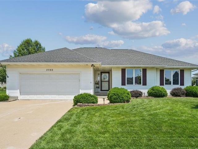 3720 Monarch Ave, Marion, IA 52302