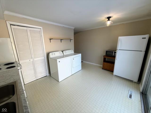 3720 Camelot Lane