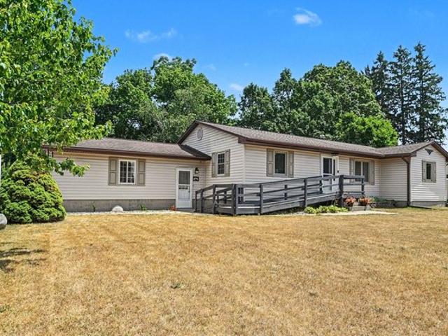 3720 Center St, Ravenna, MI 49451