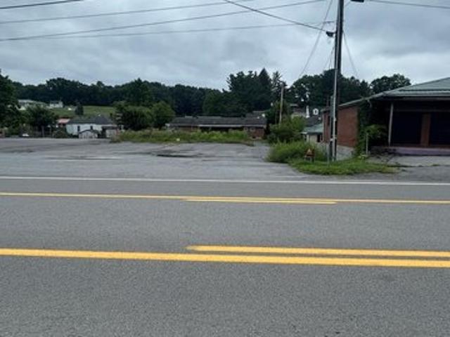 3720 Coal Heritage Rd, Bluefield, WV 24701
