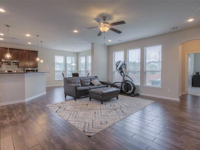 3720 Daisy Lane