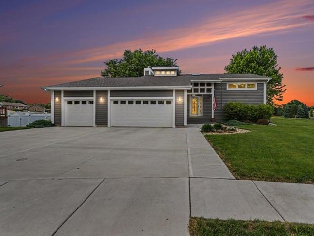 3720 E Dawley Ct, Sioux Falls, SD 57103