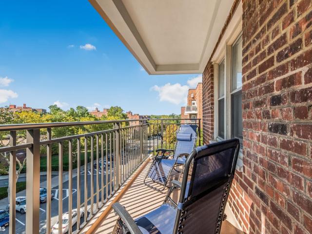 3720 independence avenue 5b