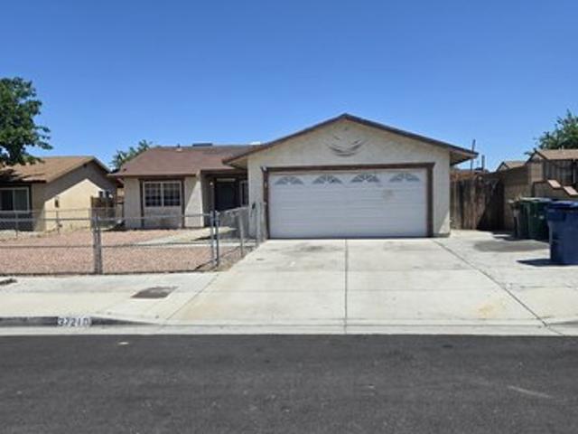 37210 Sabal Ave, Palmdale, CA 93552