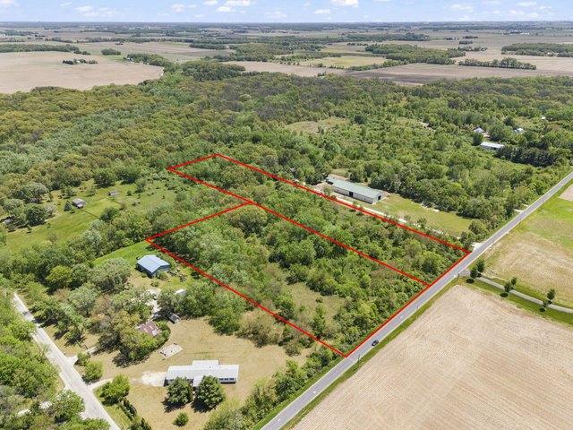 37215 S Darby Rd, Custer Park, IL 60481