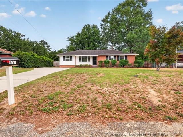 3721 Berger Dr, Fayetteville, NC 28304