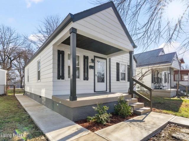 3721 Craig Ave