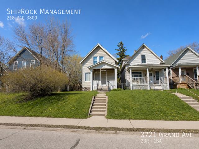 3721 Grand Ave, 2 beds, 1 office, 1 full bath