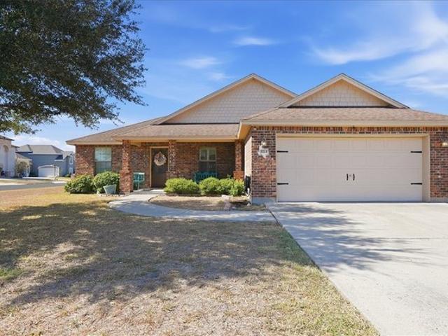 3721 Lake Hawkins, Robstown, TX 78380