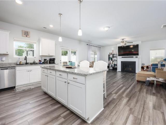 3721 Streamside Drive