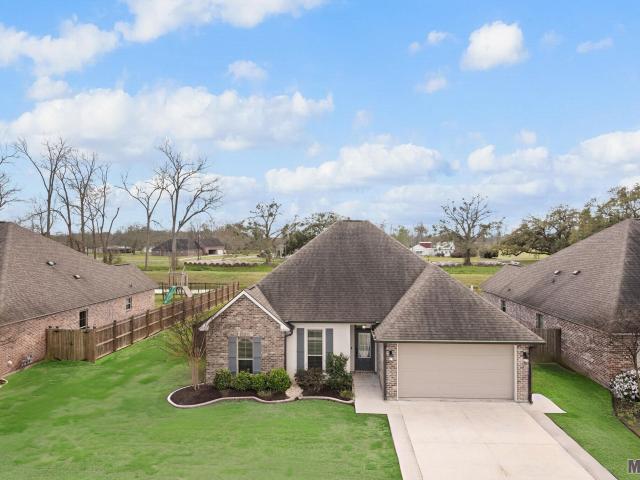 37226 Meador Ln. Geismar, LA 70734 | MLS #BR2026003 | Compass