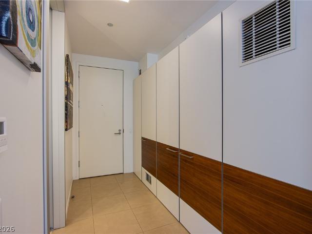 3722 Las Vegas Boulevard 810