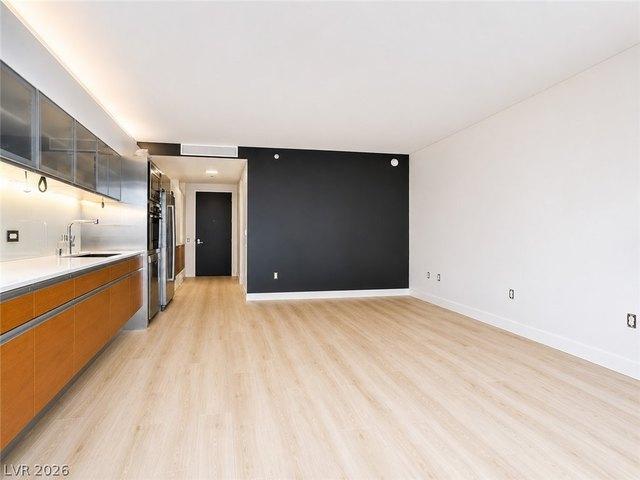 3722 Las Vegas Blvd S Unit 1110, Las Vegas, NV 89158