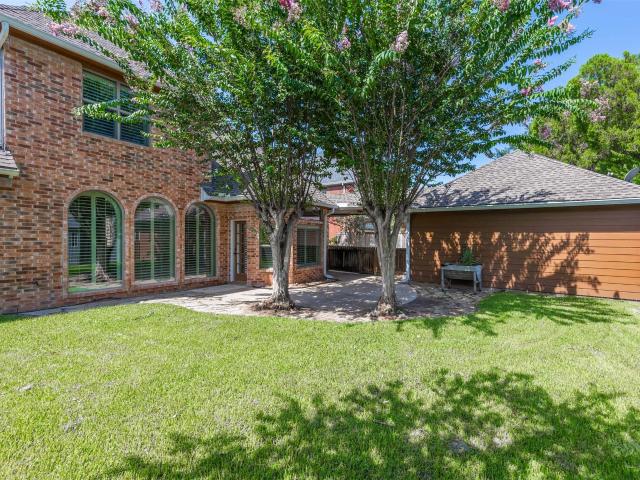 3722 Springhill Ln