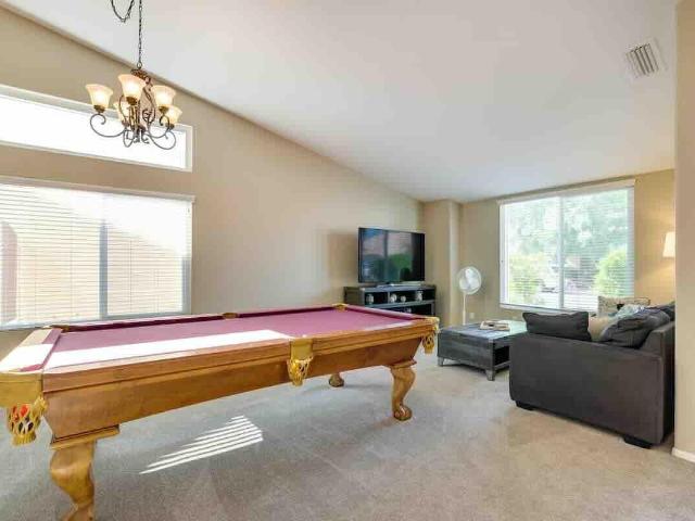 3722 W Linda Lane